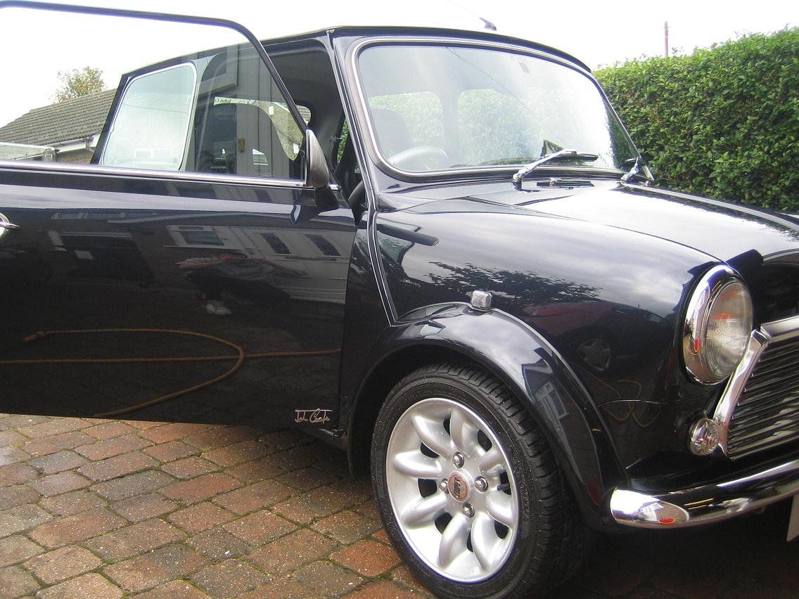 Supercharged Rover Classic Mini Cooper Sport 500 | TurboMinis